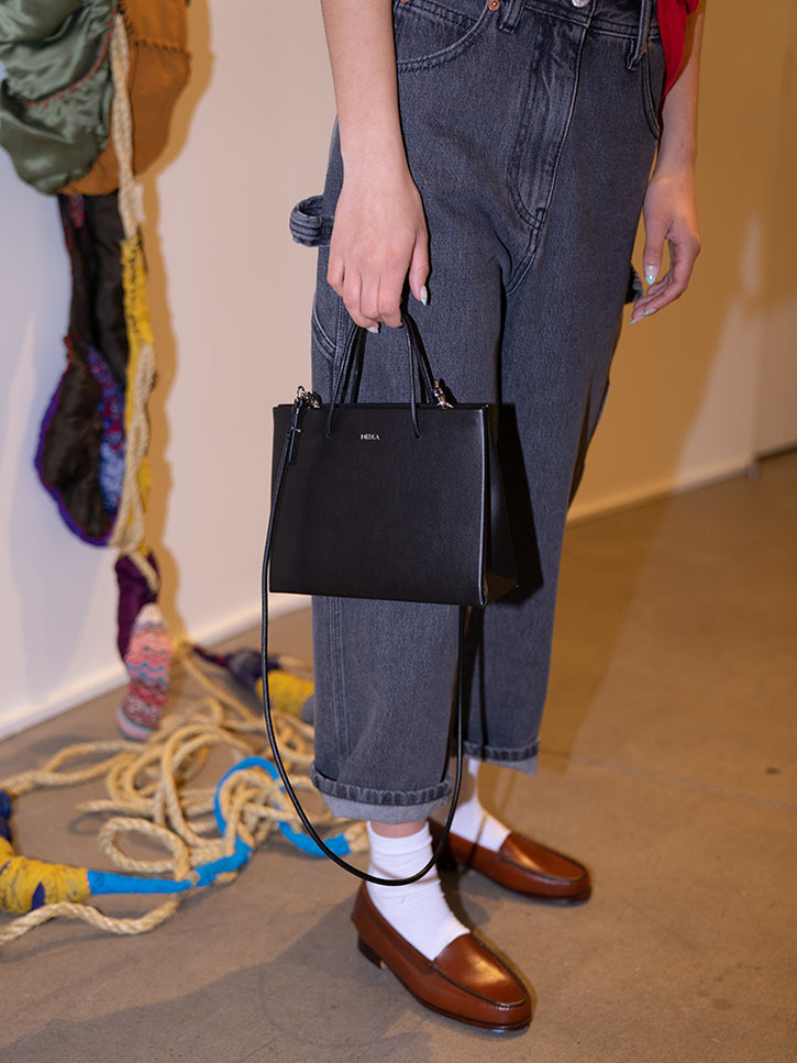 Medea Hanna Prima Bag, Black | Stand Up Comedy